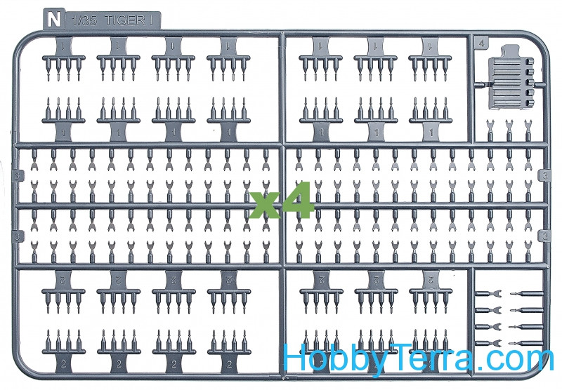 タイガーI、初期生産、東部戦線1943 W / Full Interior Rye Field Model RM5003 HobbyTerra.com